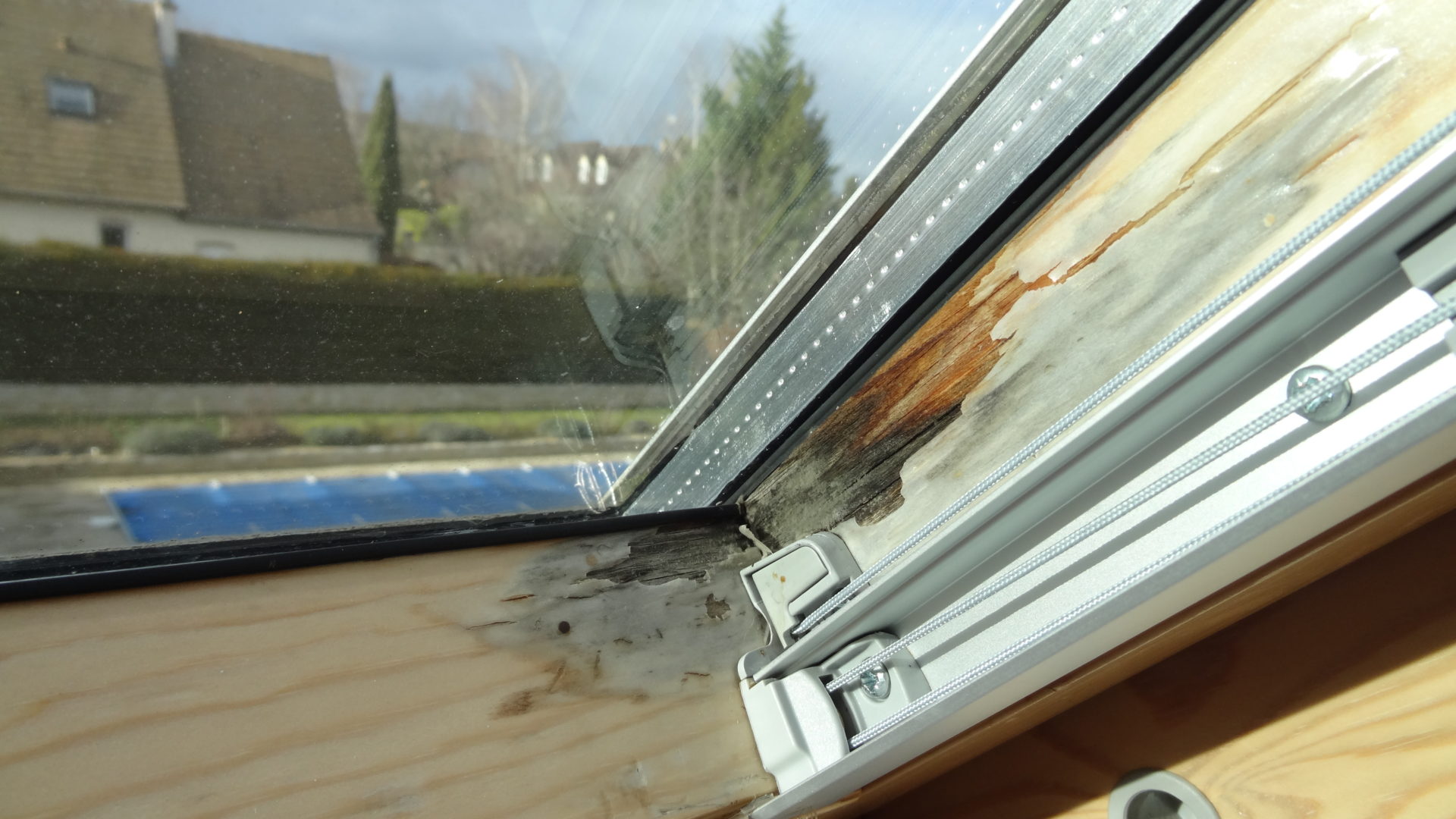 Infiltration fuite vitrage velux - Fenêtre de Toit Conseils